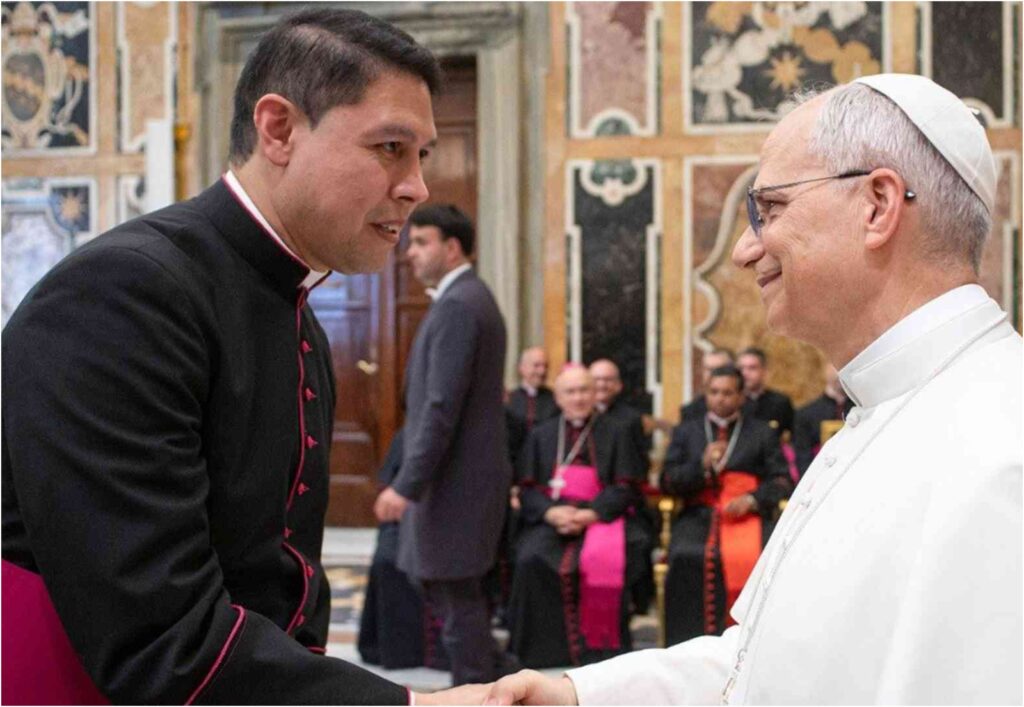 Mexicano coordinará los viajes del Papa León XIV - Sandy Aguilera